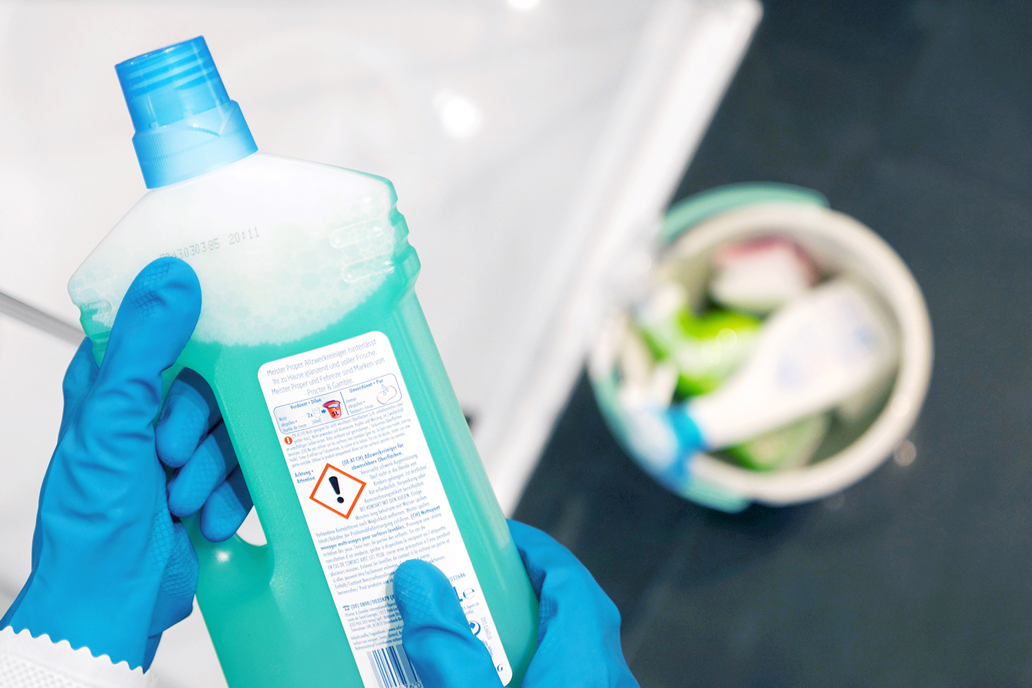 Gifte und Chemikalien – Vergiftungen verhindern | BFU