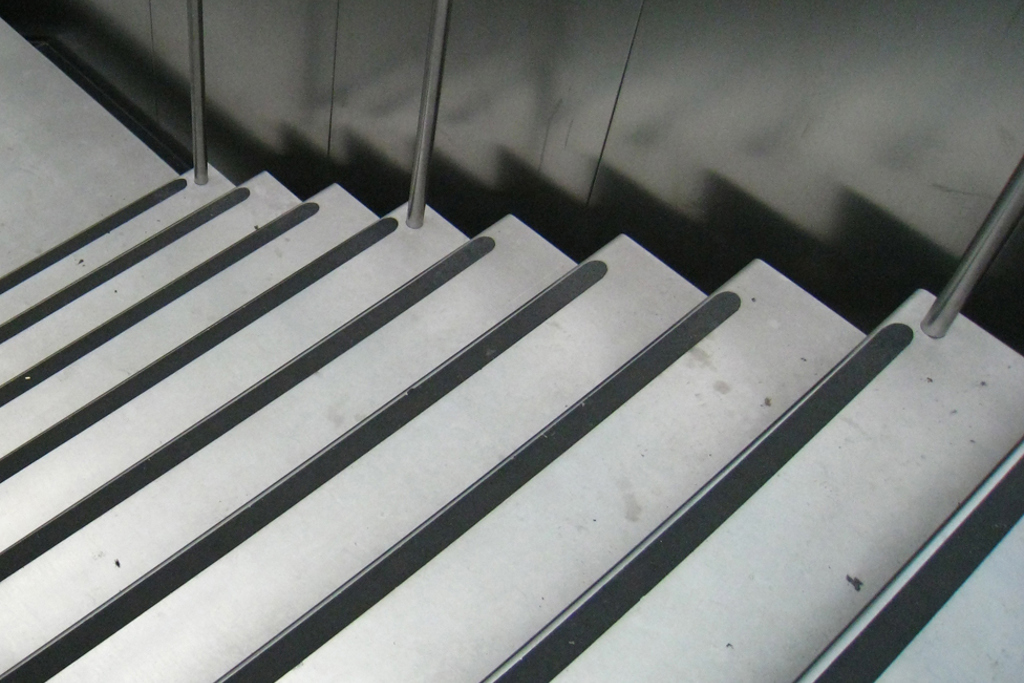 Treppen – Sicherheit auf Schritt und Tritt | BFU