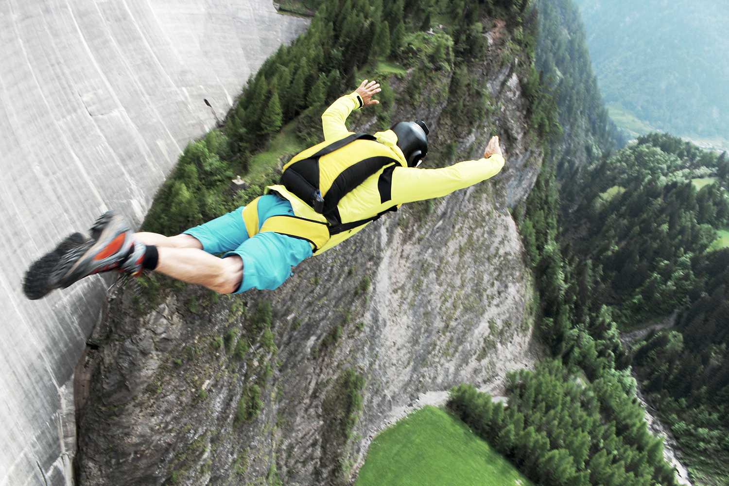 Base-Jumping – zur Sicherheit vermeiden | BFU